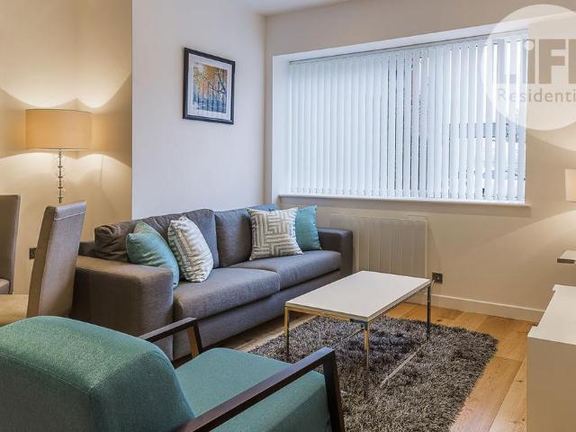 Clayton Road, Hayes UB3 1 bed flat to rent £1,650 pcm £381 pw