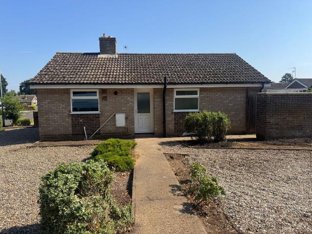 Clackclose Road, Downham Market PE38, 2 bed detached bungalow to rent, £950 pcm | PrimeLocation