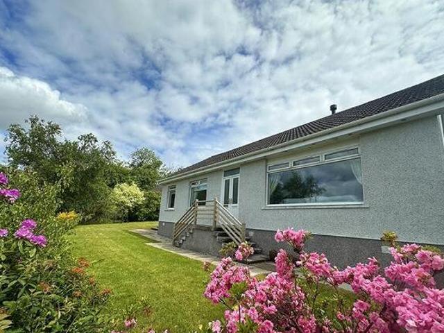 Clachan Village, Strachur, 3 Bedroom Bungalow