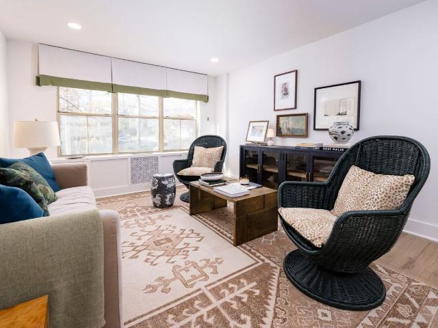 Clairmont Crest 1 Bedroom Apartment for Rent at 1861 Clairmont Rd, Decatur, GA 30033