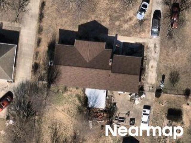 Clairmont Dr