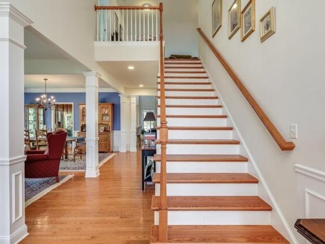 Clam Pudding, Plymouth, Home For Sale