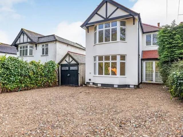 Clamp Hill, London, HA7 3JS, United Kingdom | 3 bed house for rent #139266587 | Rentberry