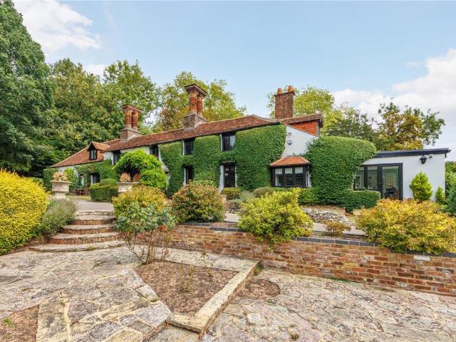 Clamp Hill, Stanmore, HA7 7 bed detached house to rent £20,000 pcm £4,615 pw