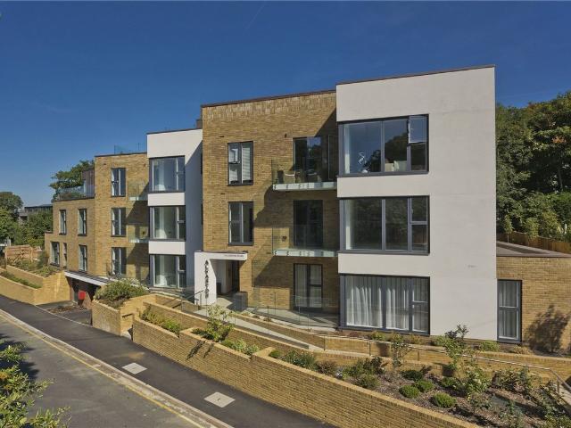 Clandon Road, Guildford, Surrey GU1, 1 bed flat to rent, £1,750 pcm | PrimeLocation