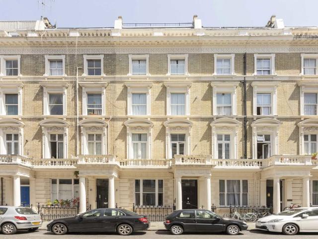 Clanricarde Gardens, London W2, 1 bed flat to rent, £2,350 pcm | PrimeLocation