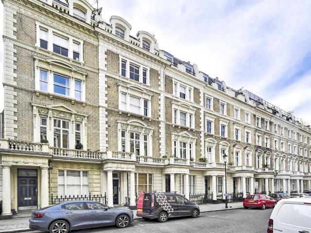Clanricarde Gardens, London W2, 1 bed flat to rent, £4,550 pcm | PrimeLocation