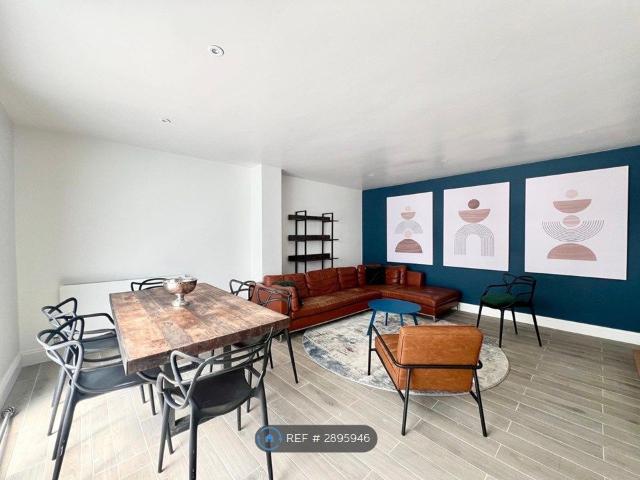 Clapham Manor Street, London SW4, 5 bed semi detached house to rent, £6,500 pcm | PrimeLocation