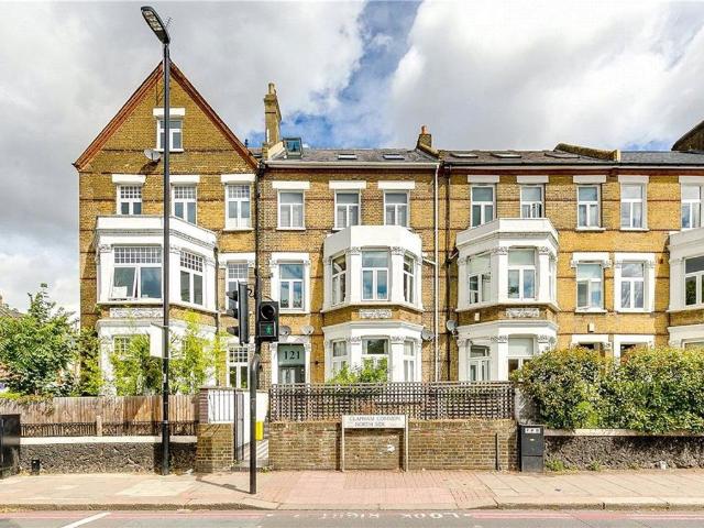 Clapham Common North Side, London SW4, 2 bed flat to rent, £3,000 pcm | PrimeLocation