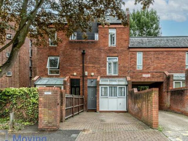 Clapham Crescent, London, 4 Bedroom Terraced