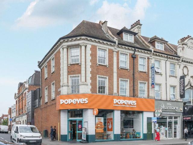 Clapham High Street, London SW4, Room to rent, £1,400 pcm | PrimeLocation