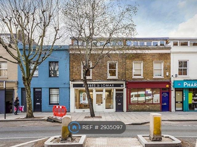 Clapham, London SW11, 3 bed flat to rent, £4,200 pcm | PrimeLocation