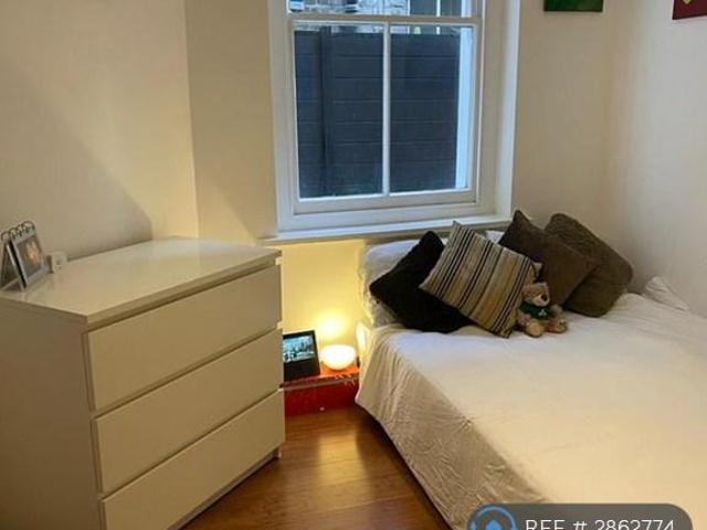 Clapham, London, SW4 1 bed in a flat share to rent £1,150 pcm £265 pw