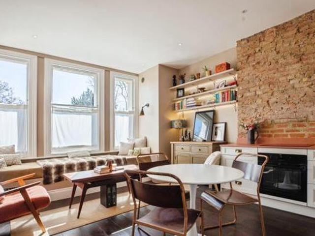 Clapham Road, Clapham, 2 Bedroom Flat