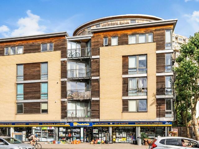Clapham Road SW9, Stockwell, London, 1 bed flat to rent, £1,900 pcm | PrimeLocation