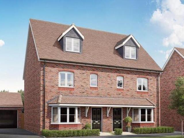 Claphill Lane, The Green, Rushwick, 4 Bedroom Semi detached