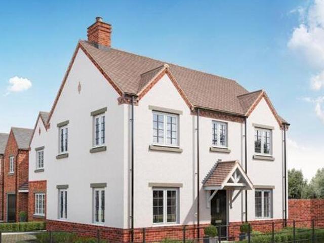 Claphill Lane, The Green, Rushwick, 3 Bedroom Detached