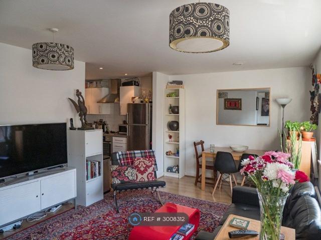 Clapton Square, London E5, 2 bed flat to rent, £2,590 pcm | PrimeLocation