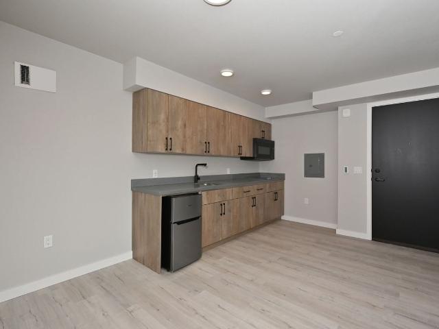 Clara Apartments is now Leasing! Studio Apartment for Rent at 4730 19th Ave Ne, Seattle, WA 98105 University District