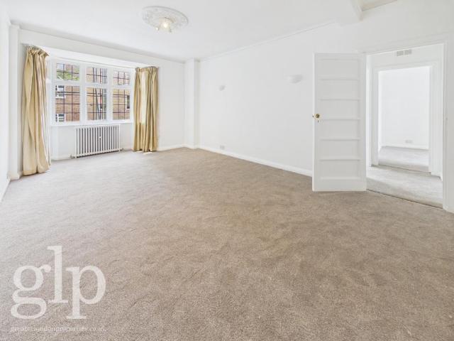 Clare Court, Judd Street, WC1H 2 bed apartment to rent £3,142 pcm £725 pw