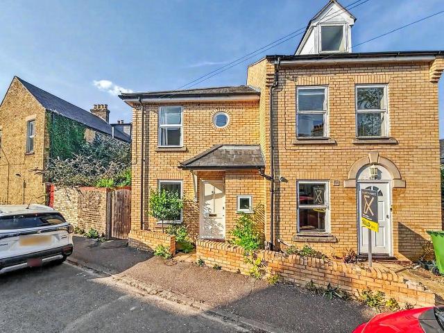 Clare Street, Cambridge, Cambridgeshire CB4, 2 bed semi detached house to rent, £1,700 pcm | PrimeLocation