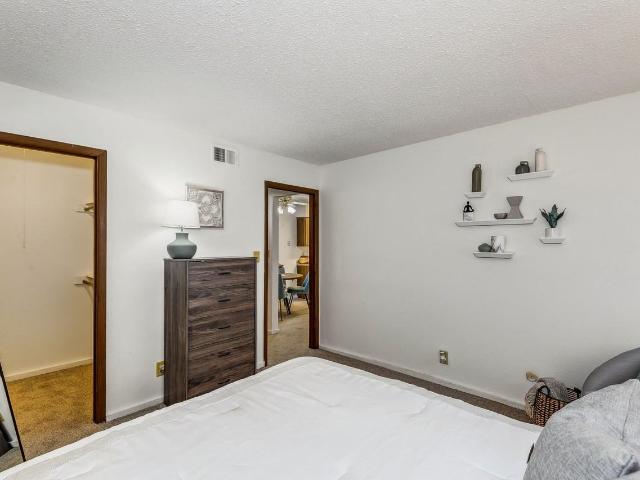 Claremont 2 Bedroom Apartment for Rent at 9100 E Harry St, Wichita, KS 67207