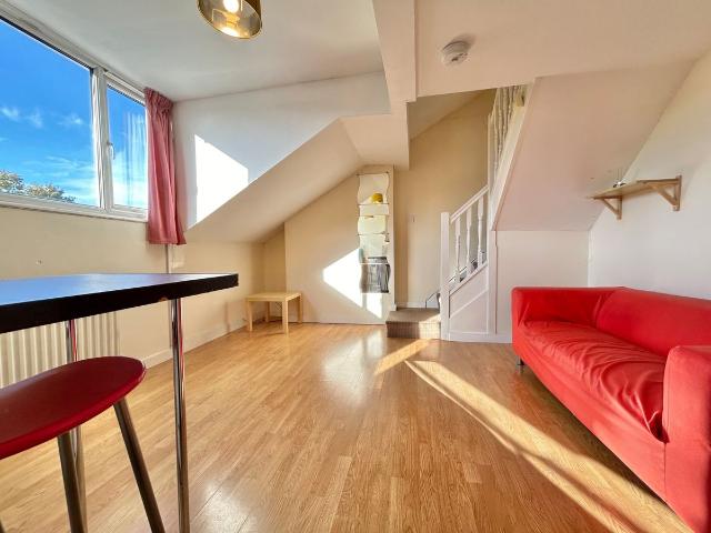 Claremont Drive, Headingley, Leeds LS6, Studio to rent, £675 pcm | PrimeLocation