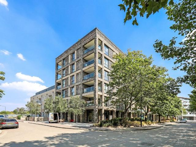 Claremont House, Canada Water, London SE16, 2 bed flat to rent, £2,800 pcm | PrimeLocation