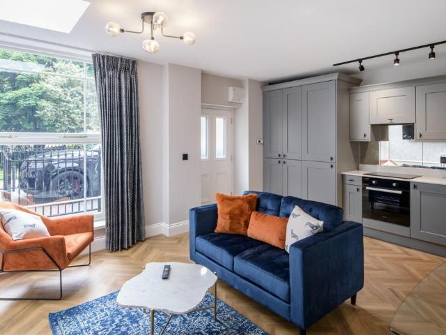 Claremont House, Framlington Place Studio to rent £1,194 pcm £276 pw
