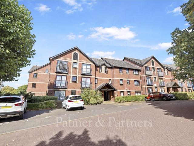 Claremont Heights, Colchester, Essex CO1, 2 bed flat to rent, £1,050 pcm | PrimeLocation