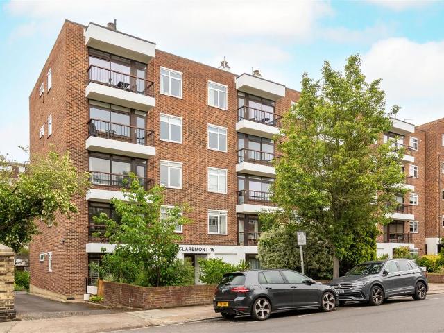 Claremont, St John's Avenue, Putney SW15, 2 bed flat to rent, £2,500 pcm | PrimeLocation