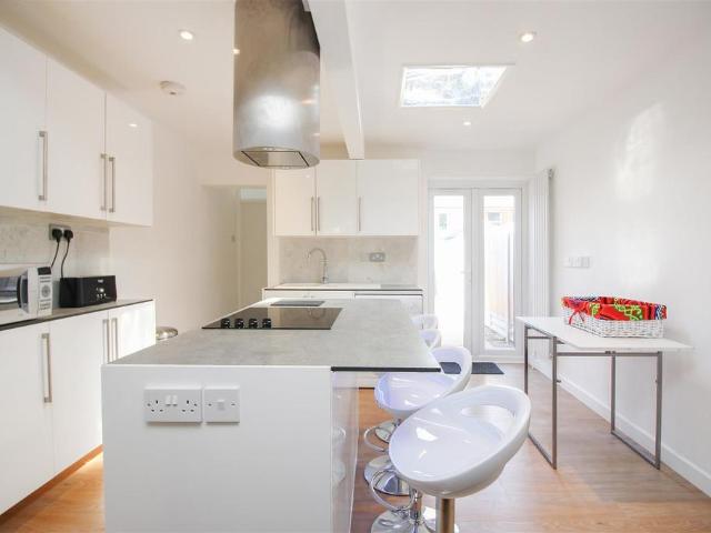 Claremont Place, Canterbury, Kent, CT1 4 bed terraced house to rent £1,860 pcm £429 pw