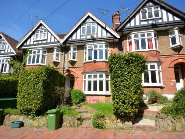 Claremont Road, Tunbridge Wells TN1, 1 bed flat to rent, £1,100 pcm | PrimeLocation