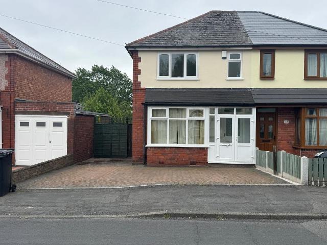 Claremont Road, Dudley, West Midlands DY3, 3 bed semi detached house to rent, £1,200 pcm | PrimeLocation