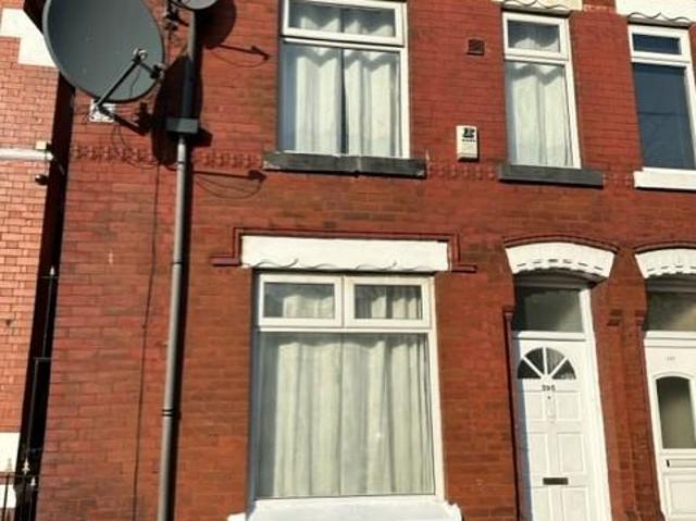 Claremont Road, Manchester M14 4 bed end of terrace house to rent £1,900 pcm £438 pw