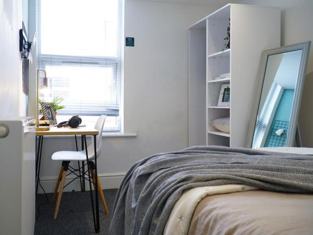 Claremont Road, Manchester M14, 5 bed shared accommodation to rent, £757 pcm | PrimeLocation