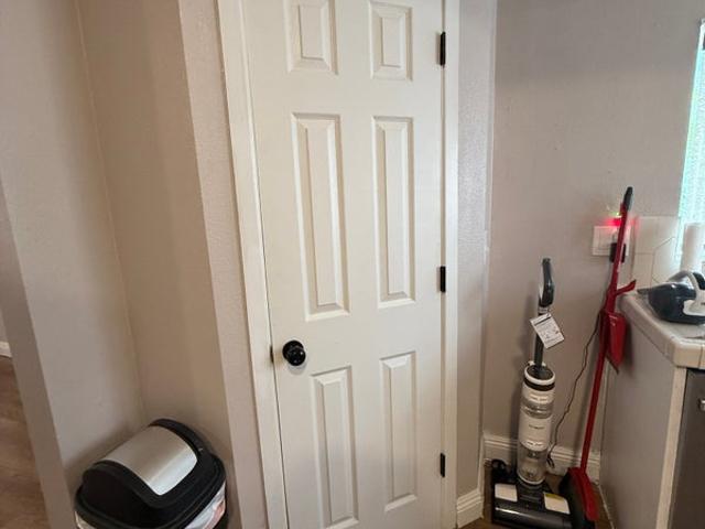 Claremont room for rent