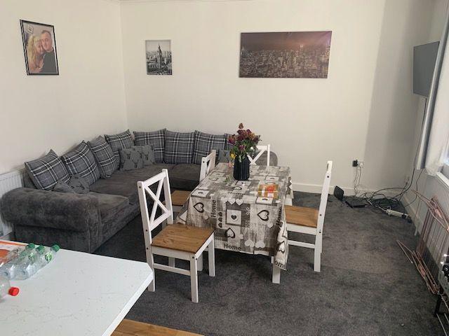 Claremont Terrace, Leeds LS12, 2 bed terraced house to rent, £1,200 pcm | PrimeLocation