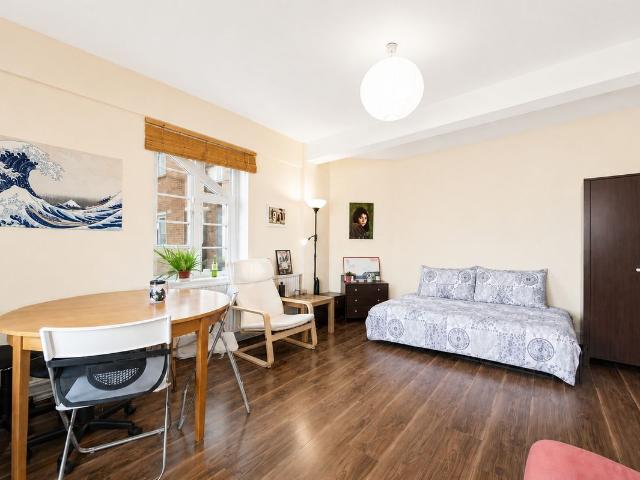 Clarence Way, London NW1, 4 bed flat to rent, £4,700 pcm | PrimeLocation