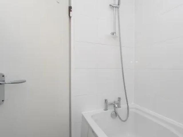 Clarence Way, London, NW1 8RN, United Kingdom | Room for rent #154573554 | Rentberry