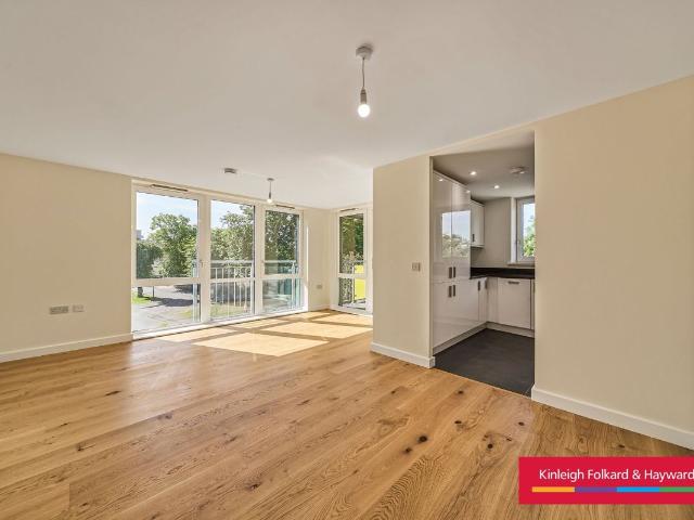 Clarence Avenue, Clapham, London SW4, 2 bed flat to rent, £2,750 pcm | PrimeLocation