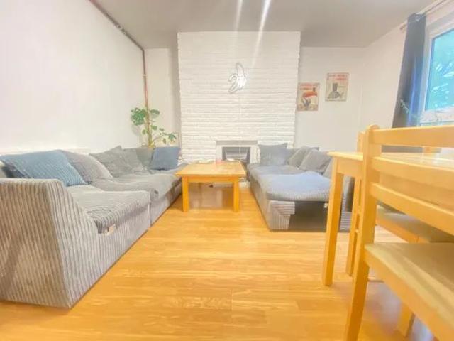 Clarence Crescent, Clapham, SW4, Property for rent