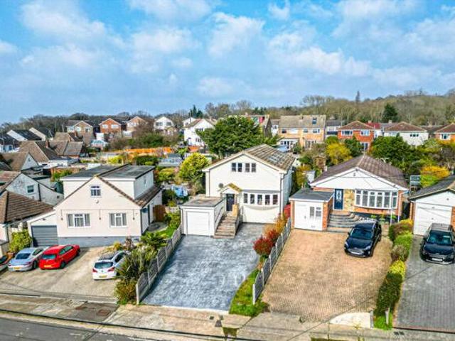 Clarence Road, Benfleet, 5 Bedroom Detached