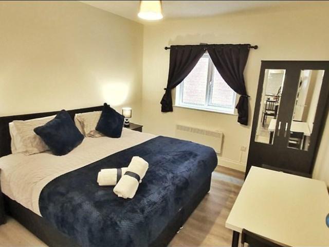 Clarence Road, Grays, RM17 3 bed flat to rent £2,450 pcm £565 pw