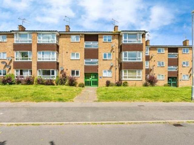 Clarence Road, Leighton Buzzard, 2 Bedroom Flat