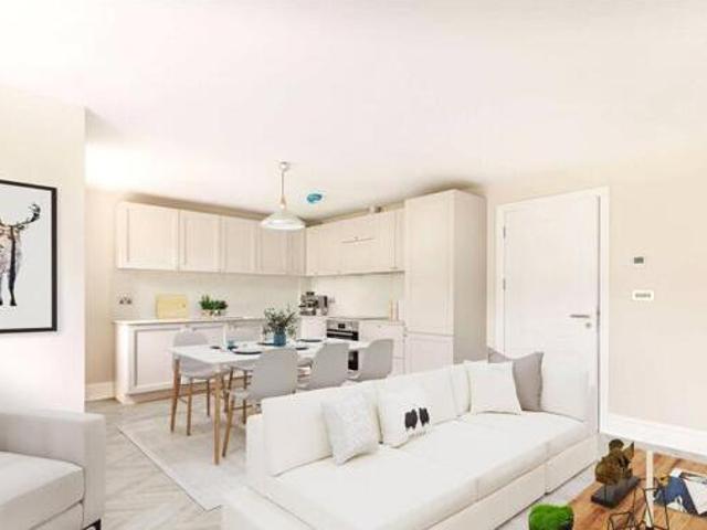 Clarence Road, Windsor, 2 Bedroom Apartment