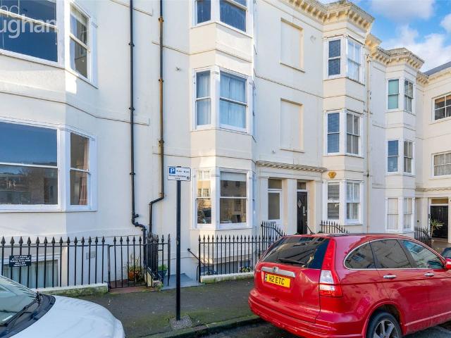 Clarence Square, Brighton, East Sussex BN1, 1 bed flat to rent, £1,150 pcm | PrimeLocation