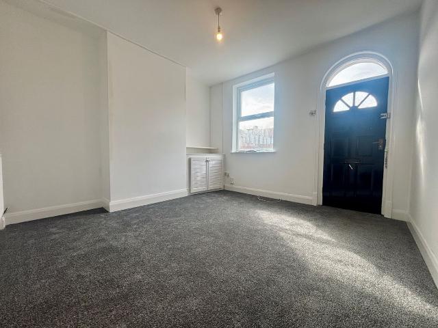 Clarence Street, Burton On Trent DE14, 2 bed property to rent, £850 pcm | PrimeLocation