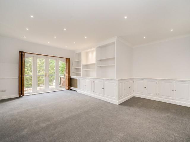 Clarendon Court, Eastbury Avenue, Northwood HA6, 2 bed flat to rent, £2,400 pcm | PrimeLocation