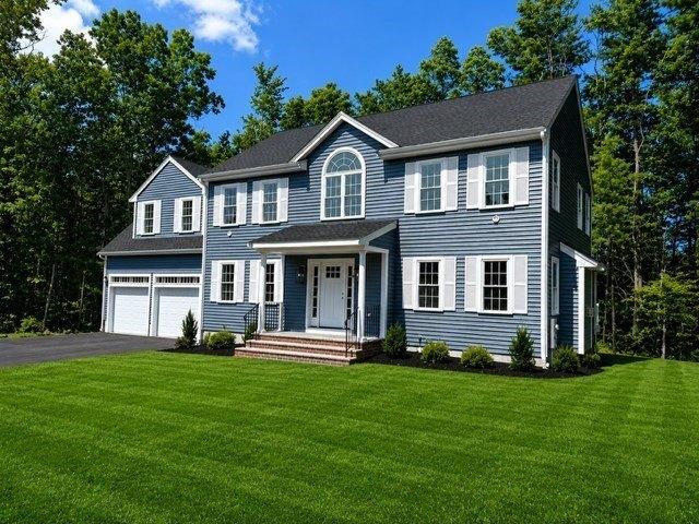 Clarendon Cir, Holbrook, Home For Sale